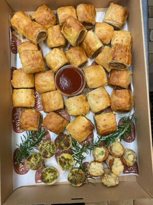 8 Mixed Hot Savoury Finger Food - Swiss Gourmet Delicatessen Food Catering
